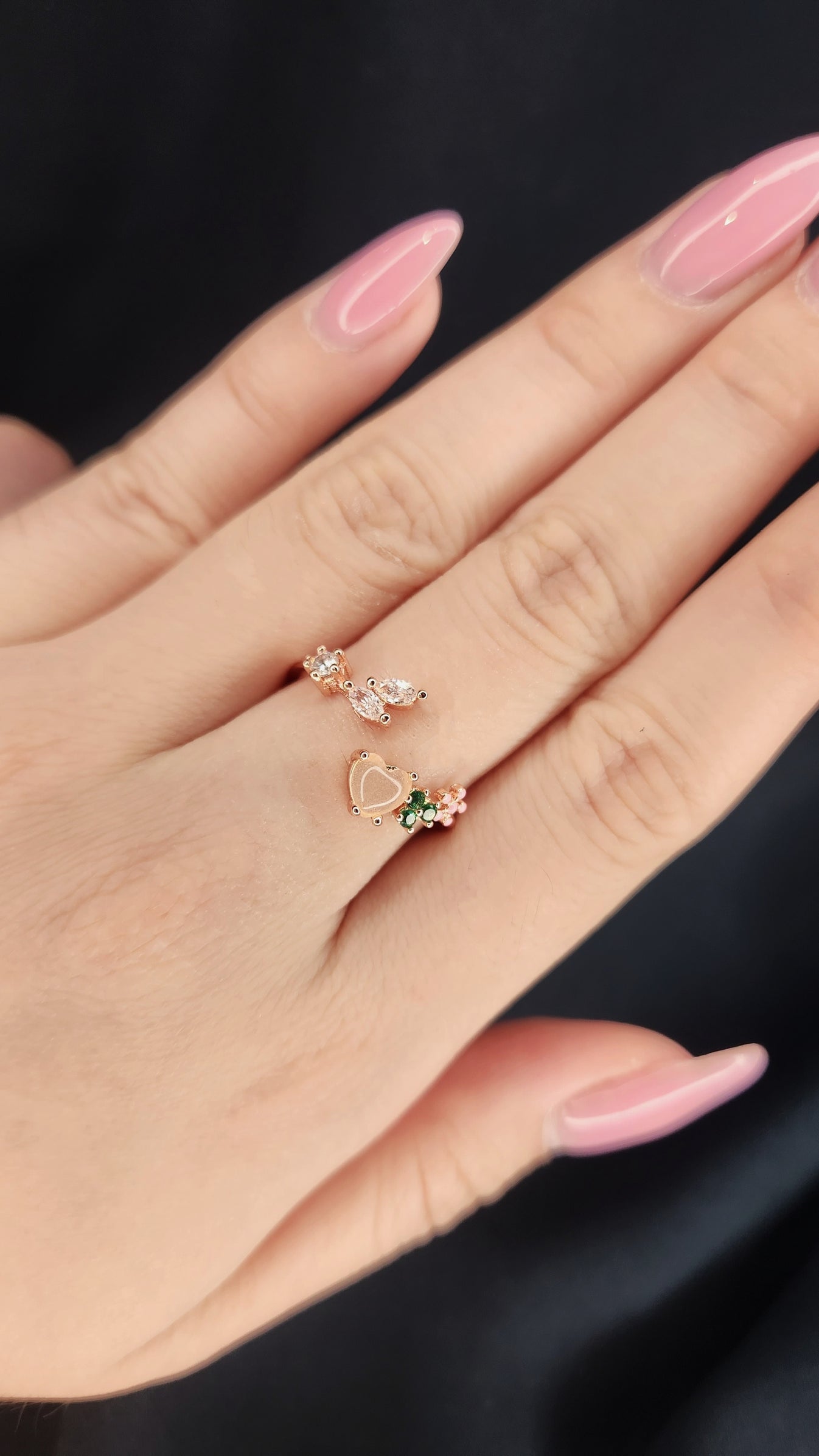 Lady Rashoon's Dark Obsession Ring – THE LOVE WITCH SINGAPORE